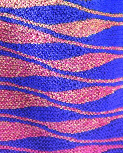 Ravelry: Short Row Wave Scarf pattern by Shannon Dunbabin