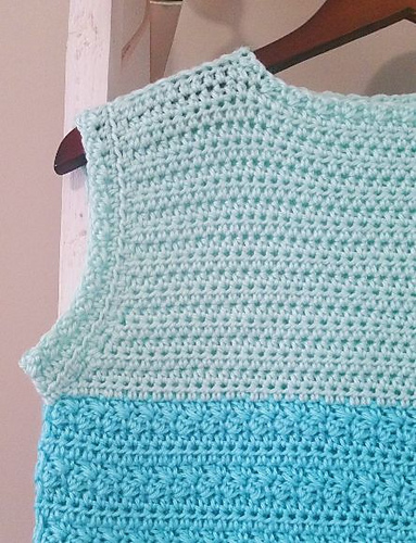 Ravelry: Easy Sleeveless Shell pattern by Kathryn Dawn