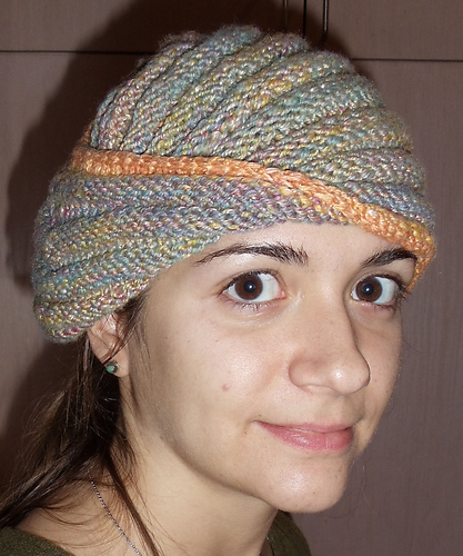 Ravelry: True Mobius Hat pattern by Cassandra Guarino