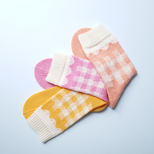Ravelry: Ice Cream Gingham Socks pattern by Cat Krause