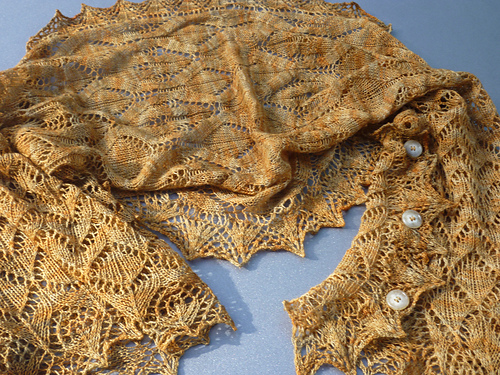 Ravelry: Lace Holly pattern by Susann Hajjar