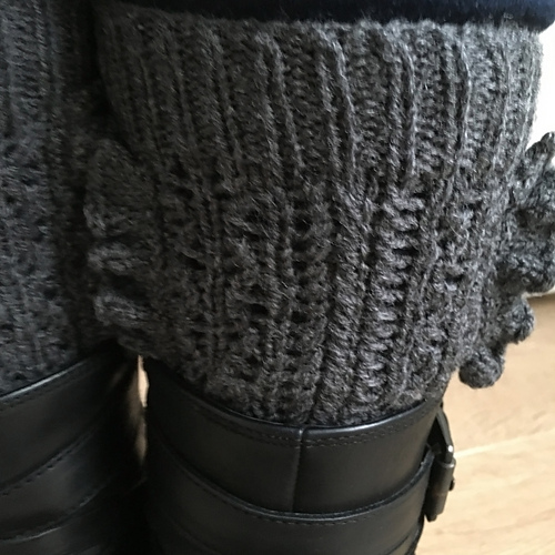 Ravelry: Ruffle boot cuffs pattern by Catherine Keaney