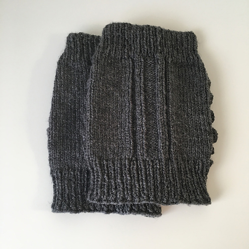 Ravelry: Ruffle boot cuffs pattern by Catherine Keaney