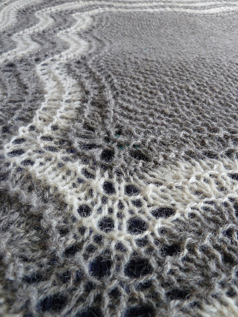 Ravelry: Old Shale Shetland Hap pattern by Cathliin