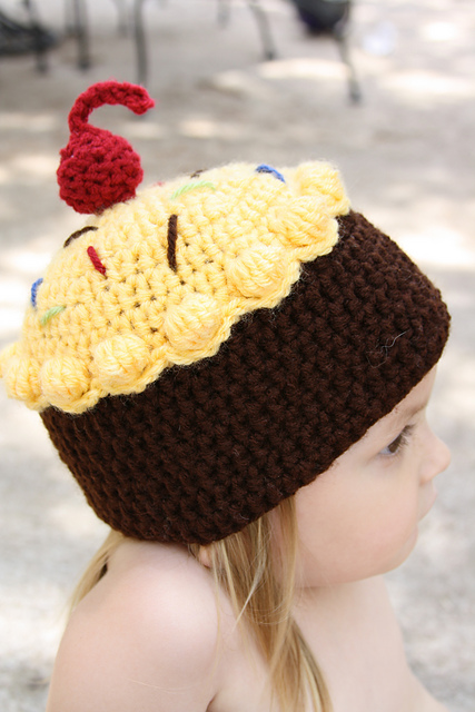 Ravelry: Cupcake Hat pattern by Catie Hall