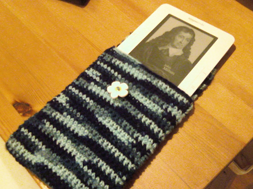 Ravelry: Kindle Cover pattern by Cat Brown