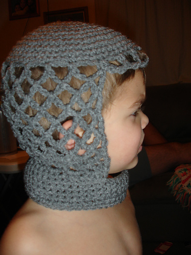 Ravelry: Chainmail Hood pattern by frogguruami