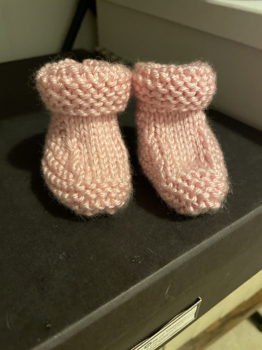 Ravelry: Babbity Baby Booties pattern by marianna mel