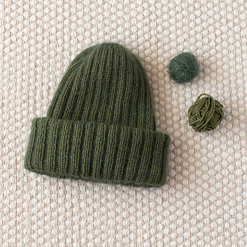 Ravelry: Forest Moss Hat pattern by Celeste Knitwear