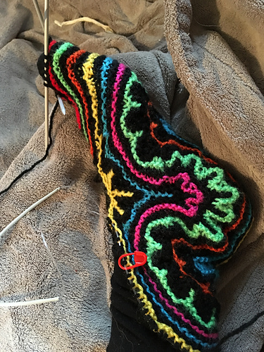 Ravelry: Amimon Maritime Socks pattern by Olya Amimono