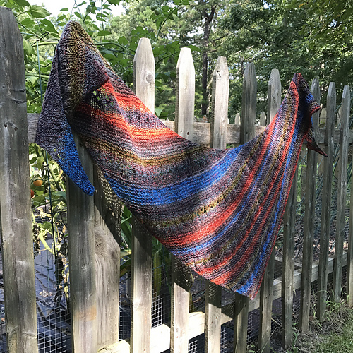 Ravelry: Knitshades (deadly ?) boomerang pattern by Susan Ashcroft