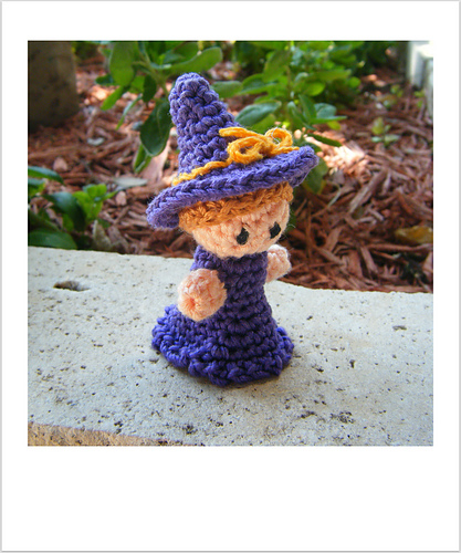 Ravelry: Witch Finger Puppet MODIFICATIONS ONLY pattern by Abigail Gonzalez