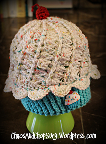 Ravelry: Speckled Cupcake Hat pattern by Chaos And Chop Suey