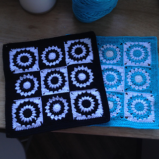 Ravelry: CharminaMeeko's Starburst Granny Square Mats