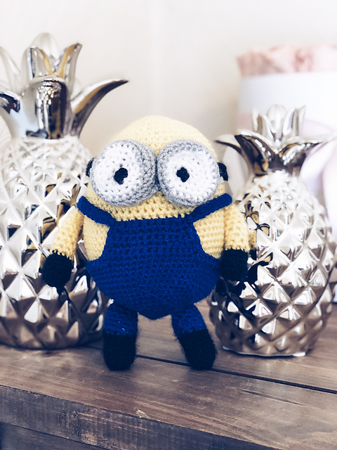 Ravelry: Bob, Stuart and Kevin the Minions pattern by Abigail Sui