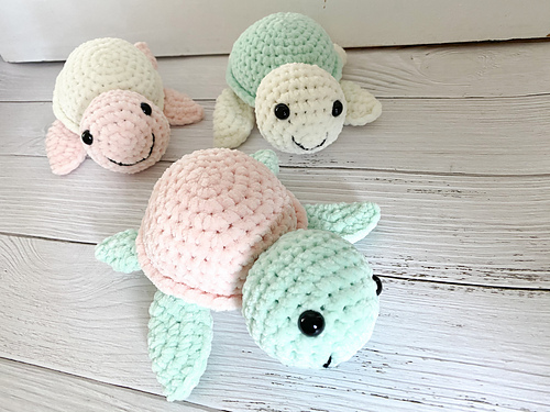 Ravelry: Plush Turtle pattern by Abigail Sui