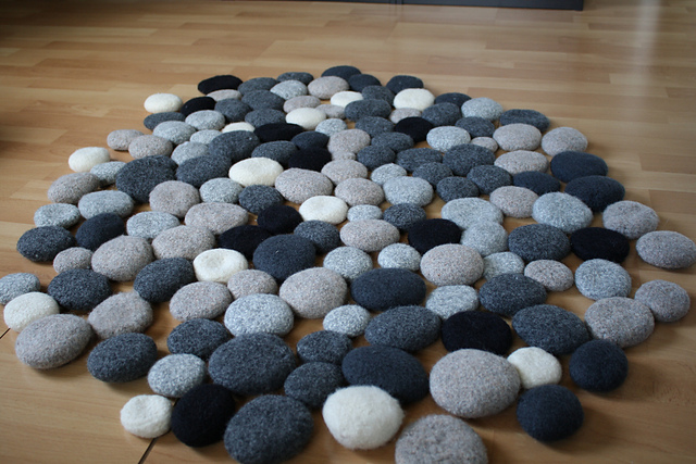 Ravelry: KnitChicKnit's Pebble Rug
