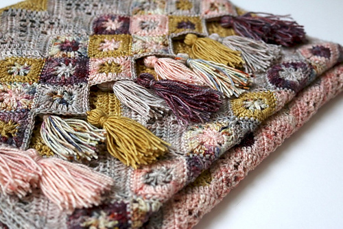 Ravelry: Ziggy Interrupted pattern by Sandra Paul