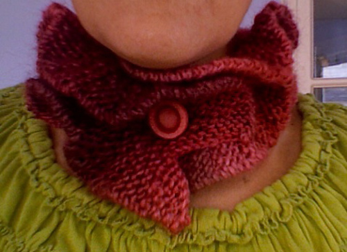 Ravelry: Little Ruff pattern by Judith Durant
