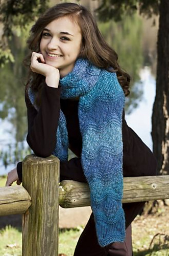 Ravelry: Pacific Wavy Scarf pattern by Cheryl Beckerich