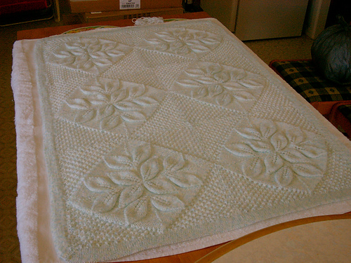 Ravelry: Baby’s Leaf Motif Pram or Cradle Cover pattern by Patons Australia
