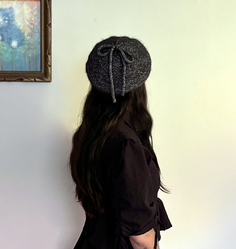 Ravelry: Bowret pattern by Sachiko Burgin