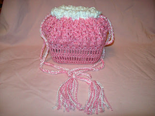 Ravelry: Cradle Purse pattern by ChrisCrossCrafts