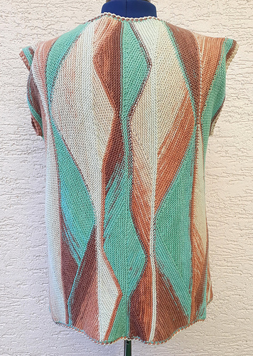 Ravelry: Niwa pattern by Ruth Kindla