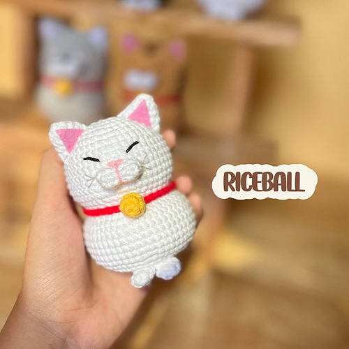 Ravelry: Meow Balls pattern by Khin Su Han