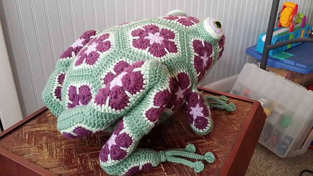 Ravelry: CindyEggleston's Plum Frog