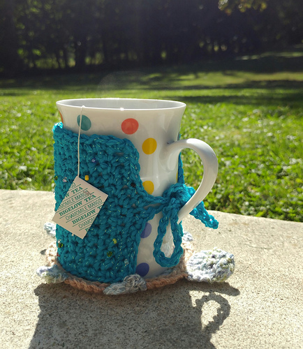 Ravelry: Simply Sweet Mug Hug pattern by Robin Fay