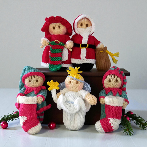 Ravelry: Christmas bitsy doll set pattern by Claire Fairall Designs