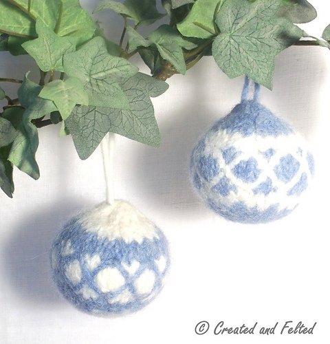 Ravelry: Baby's First Christmas Bauble pattern by Claire Fairall Designs