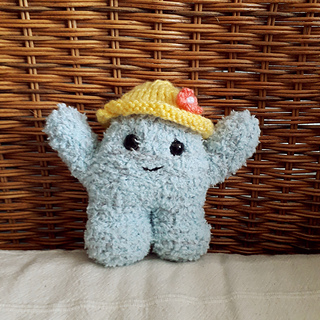 Ravelry: ClaireFairall's Fluffy Huggling