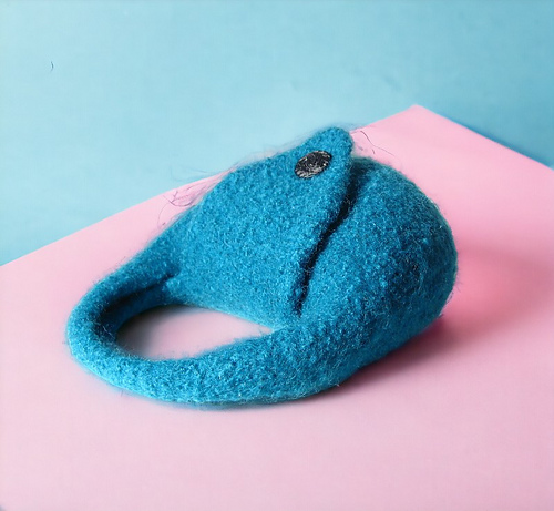 Ravelry: Charlotte Felt Handbag pattern by Claire Fairall Designs