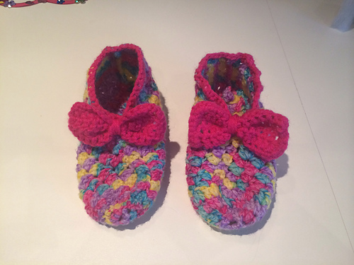 Ravelry: Little Elf Booties pattern by Kinga Erdem