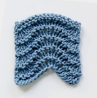 Ravelry: Knit Stitch: Feather and Fan pattern by Lesley Stanfield