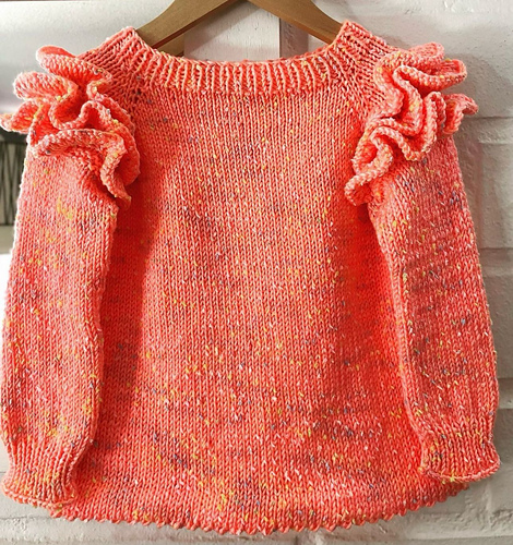 Ravelry: Magnolia Sweater / Sweater Magnolia pattern by Claudia Cibie