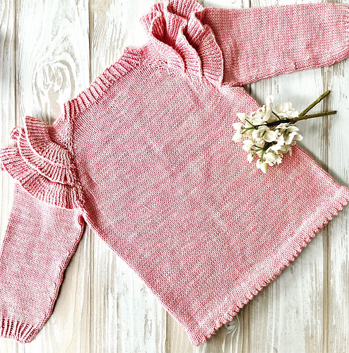 Ravelry: Magnolia Sweater / Sweater Magnolia pattern by Claudia Cibie