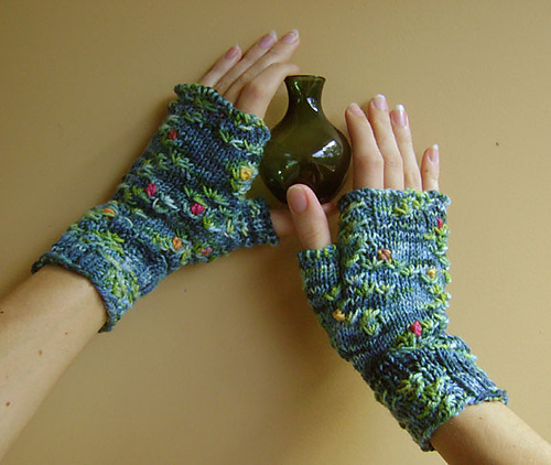 Ravelry: Monet Mitts pattern by Elizabeth Cobbe