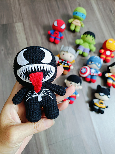 Ravelry: Venom keychain pattern by Lan Tran