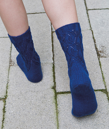 Ravelry: In and Out pattern by Cookie A