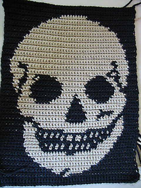 Ravelry: Skull tapestry crochet graph pattern by CopperScaleDragon