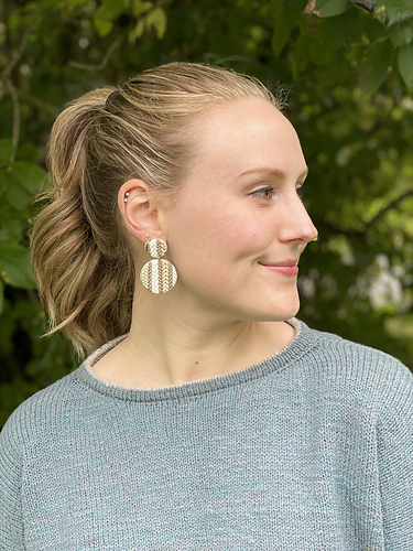 Ravelry: Foundation Pullover pattern by Rachel Costello