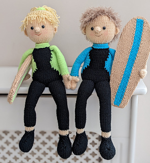 Ravelry: Sandy and Shelley the surfers pattern by Alison Davis