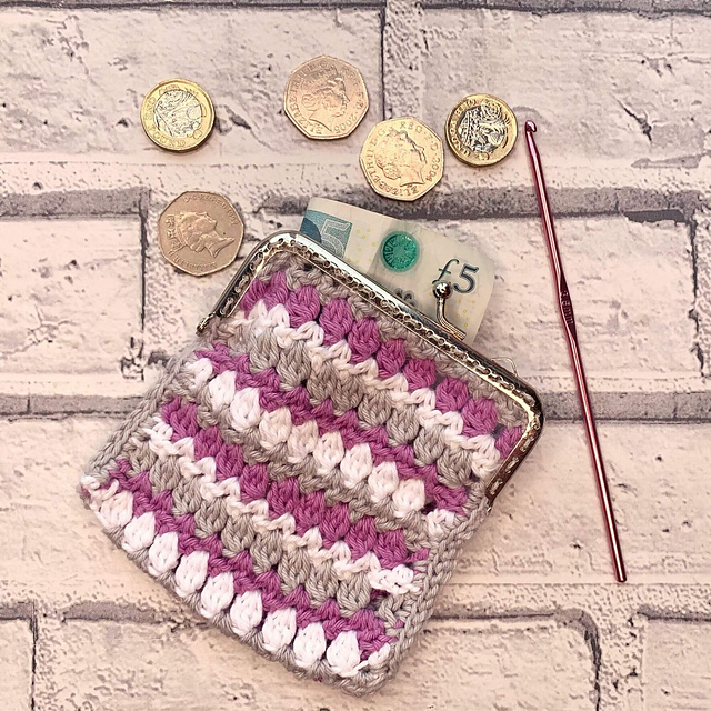 Ravelry: Ides of March Coin Purse pattern by Fiona Field