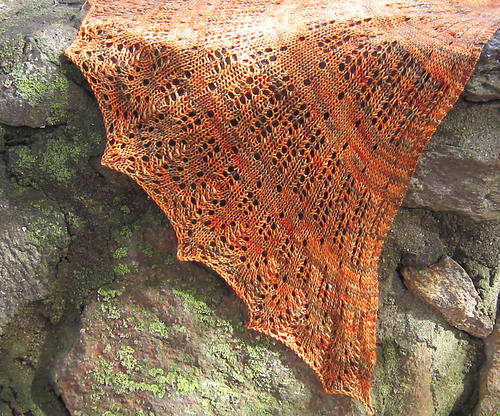 Ravelry: Feathered Shawl pattern by Elizabeth Helmich