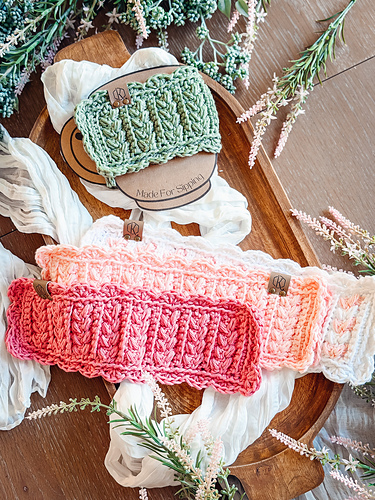 Ravelry: Wheat Stitch™ Scalloped Mug Cozy pattern by Briana K Designs