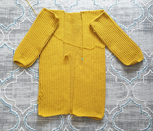 Ravelry: Mel's Cosy Cardigan pattern by Rose Obom