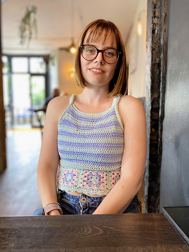 Ravelry: Squares and Stripes top pattern by Catherine Neil